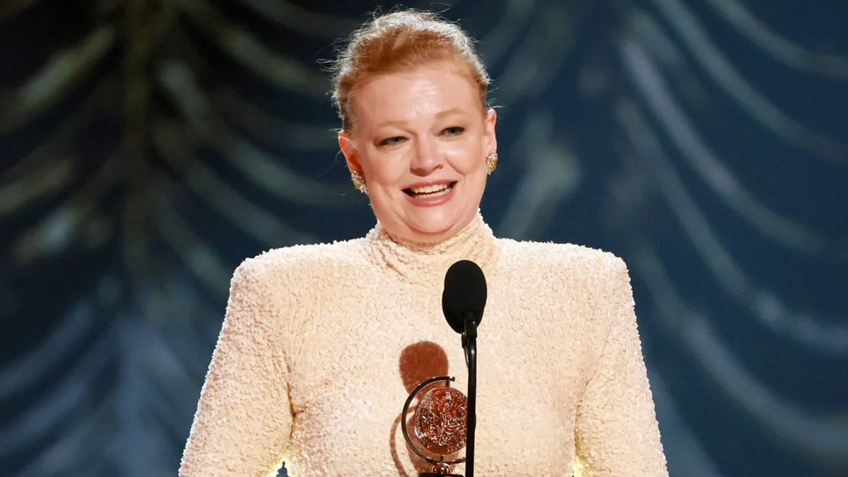 Sarah Snook’s Stunning Broadway Role in ‘The Picture of Dorian Gray’: A ...